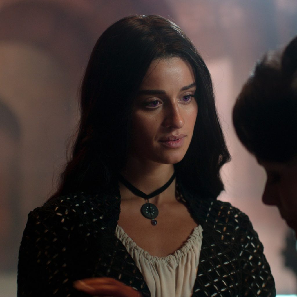 Anya Chalotra Measurements: Discover A Complete Breakdown - Actorz Net ...